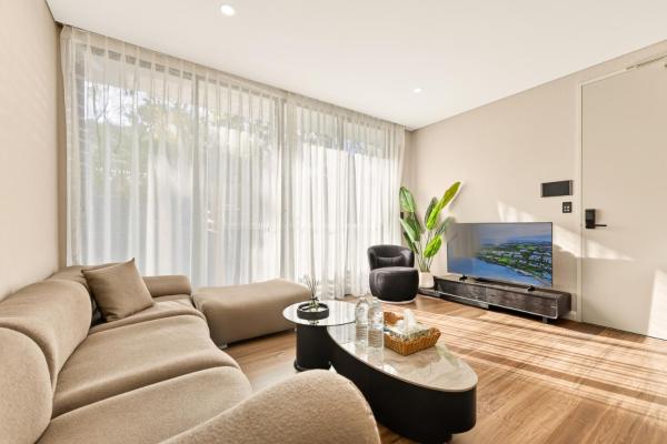 Modern Ground-level 2br Apartment In Gladesville - Ryde