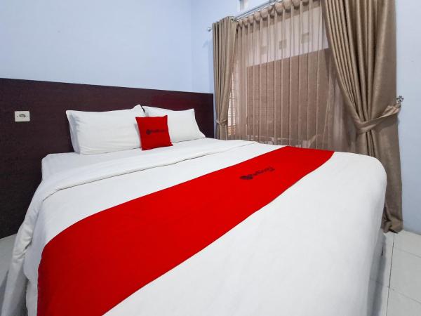 Reddoorz Near Ramayana Mall Banyuwangi - Banyuwangi