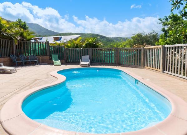 Appartement Spacieux à Bouillante Avec Piscine Partagée - Guadeloupe