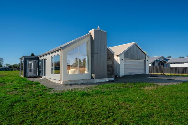 Geraldine Gem - New Executive Home - Geraldine