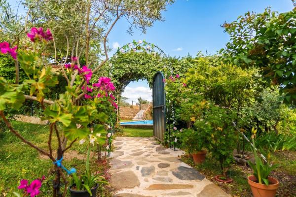 Cozy Studio In Valencia De Alcántara 25 M² Lovely Garden - 발렌시아
