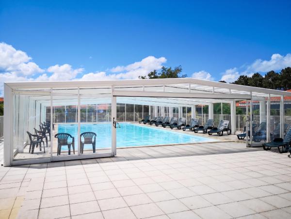 Maison Confortable à Parentis-en-born Avec Piscine Partagée - Landes