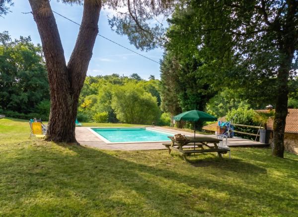 Grande Maison De Vacances Avec Piscine à Razès 190 M² - Limousin