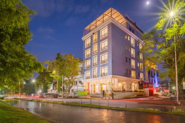Tripli Hotels Blue Moon - Udaipur