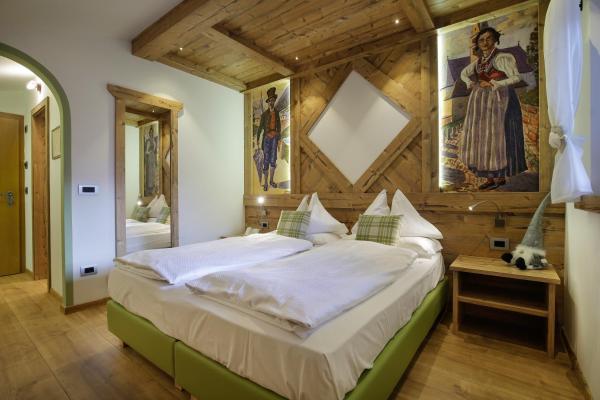 Hotel Azola - Sëlva