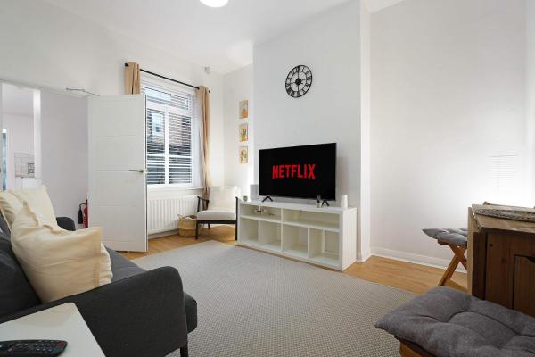 Modern Duplex 4br Thornaby By Stay With Us - Stockton-on-Tees