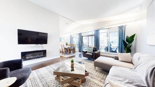 Lux House 7 Bdrms Near Rogers Downsview Stadium - Toronto