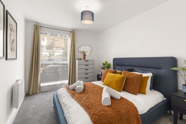 Stylish 2-bed Apartment In Watford - Watford