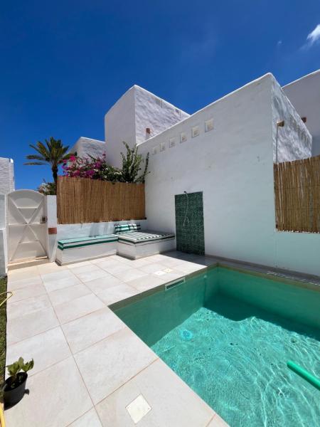 Dar Lisa - Charming Authentic Beachfront Villa - Djerba