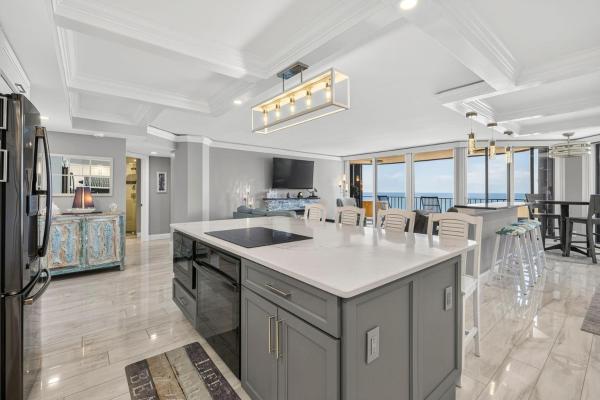 22nd-floor Oceanfront Luxury Maisons Sur-mer - Caroline du Sud