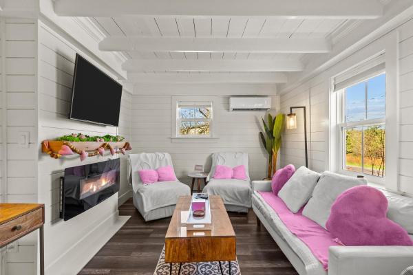 Cupids House Hot Tub, Bbq Deck, Parking - Bay Roberts
