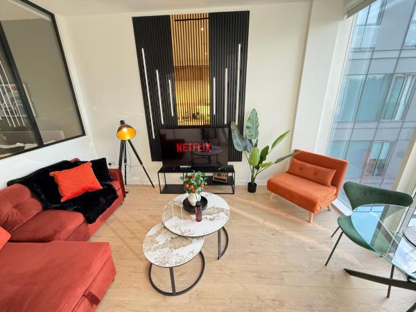 Luxury Large Flat - Sleep 5 - Free Parking - Gym - Near Kew Bridge - Surbiton