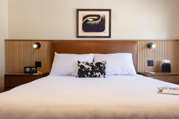 The Stranger Lodge - Pet Friendly - Sisters, OR