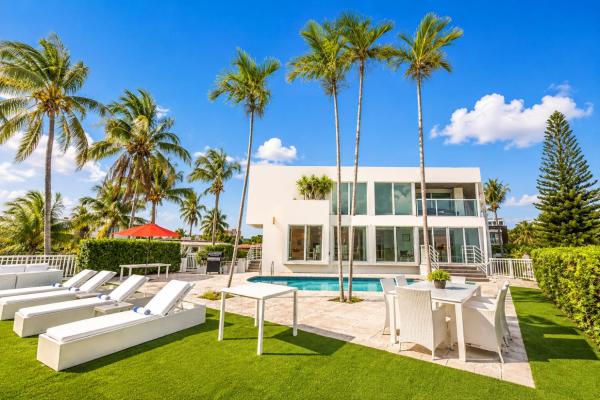 The Bayfront Casa Blanca Estate - Miami Beach, FL