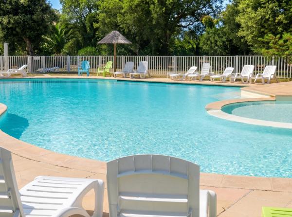 Maison Conviviale à Lecci Avec Piscine Partagée 70 M² 8 Personnes - Corse