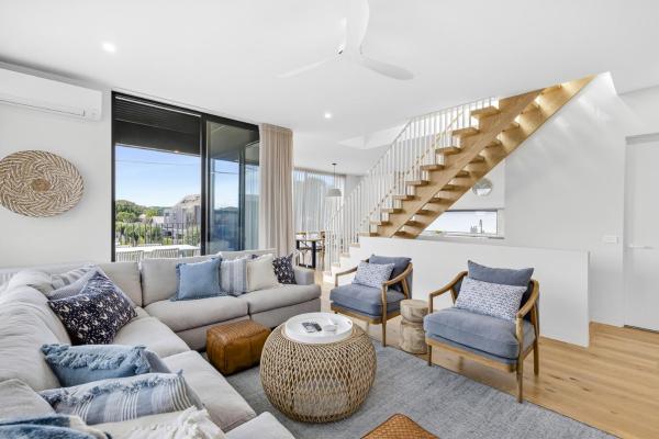 Colite Luxury Barwon Heads Sleeps 8 Rooftop Deck 2 Minute Walk To The Main Shops River And Parks - Ocean Grove