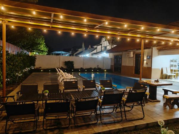 A' Famosa Full House Villa 880 - Tampin