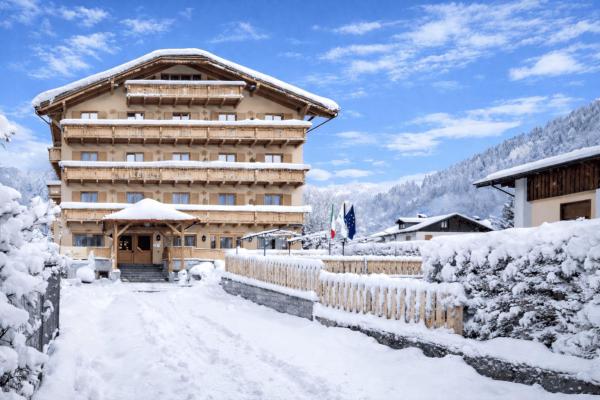 Beverly Alps Hotel & Spa - Мадонна-ди-Кампильо
