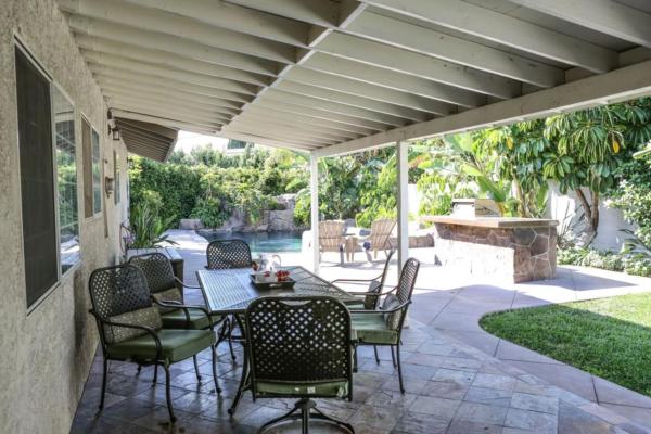 Amazing 5 Bedroom, 1/2 Mile To Disneyland 1/4 Mile To Anaheim Convention Ctr - Anaheim, CA