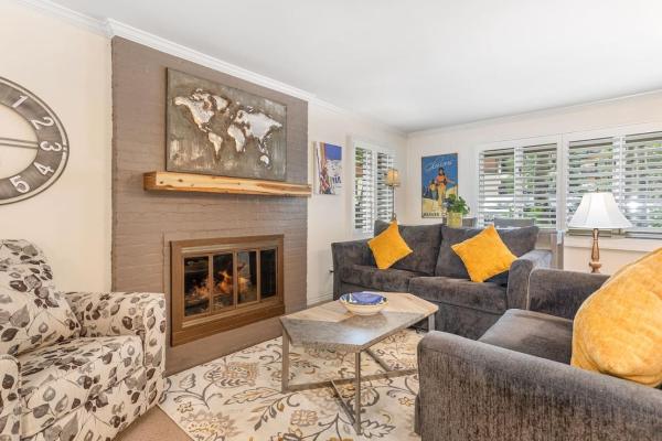 Creekside Condo In Vail Village I Walk To Gondola - Vail, CO