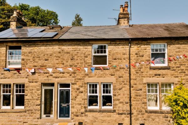 Finest Retreats - 2 Haywood View - Hope Valley