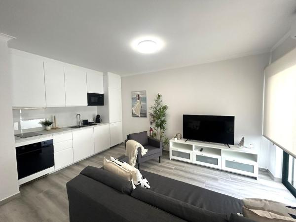Quarteira Avenida Praia With Parking, 3 Min From Beach - Quarteira