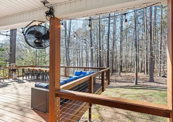 Kerr Lake Escape - Private Dock - Game Room - Henderson, NC