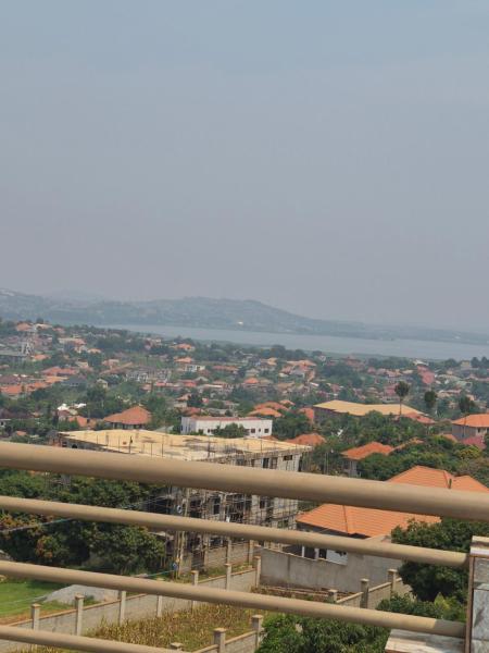 Pearl Stay - Uganda