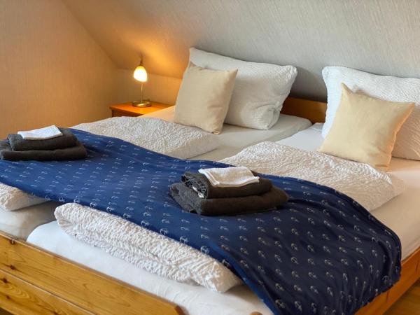 Ferienwohnung "Strandkorb" Und "Sandburg", Haus Achtern Diek - Jever