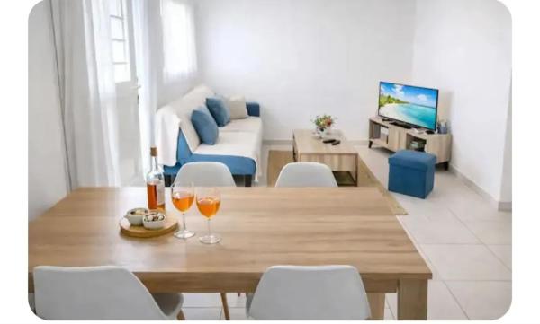 Maison Charmante à Rivière-pilote Avec Vue Sur La Montagne - Martinique