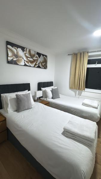 Spacous 2 Bedrooms With Free Parking - Aylesbury