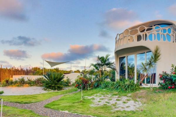Lion Fish Retreat At Swan Villas -Gold Standard Certified - Belize