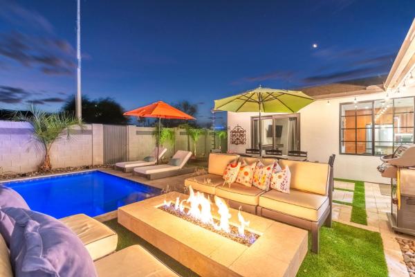 New Desert Bloom With Pool Spa & Game Room - Scottsdale, AZ