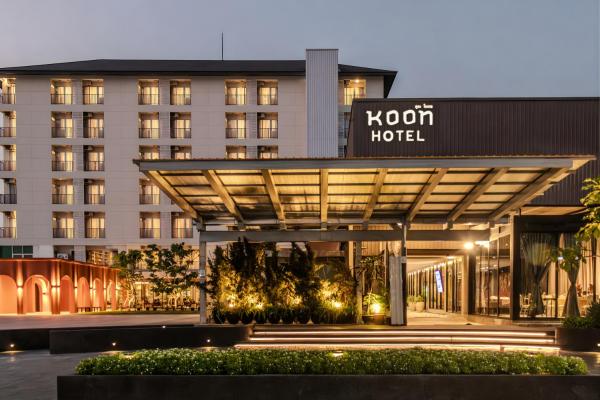 Koon Hotel Sukhumvit - Phra Khanong