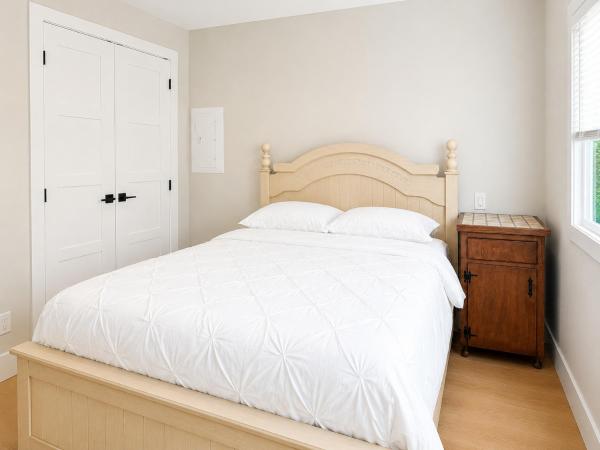 Peaceful 2-bedroom Richmond Stay Near Steveston Village - Vancouver