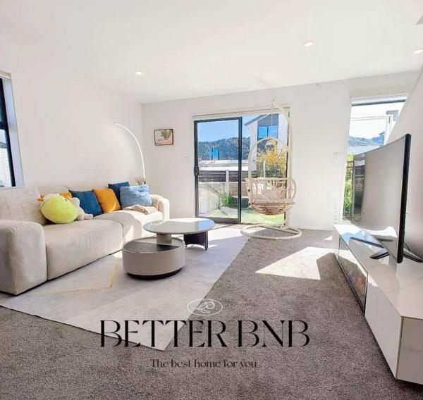 Modern & New • 3 Beds • 6 Guests - Upper Hutt