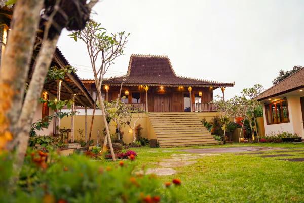 Wanagiri Sunrise Village - Munduk