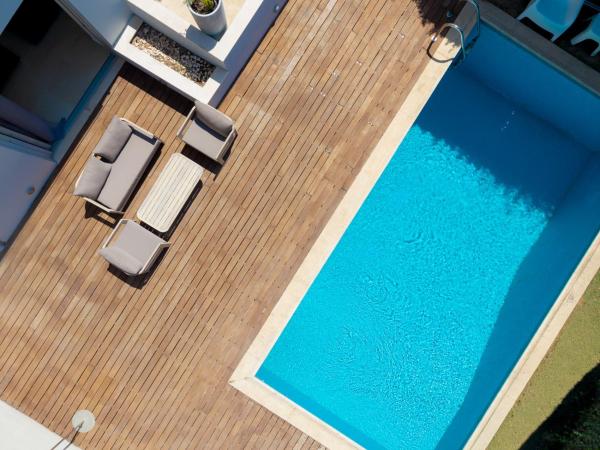 The Peaceful Escape With Shared Pool - Milos