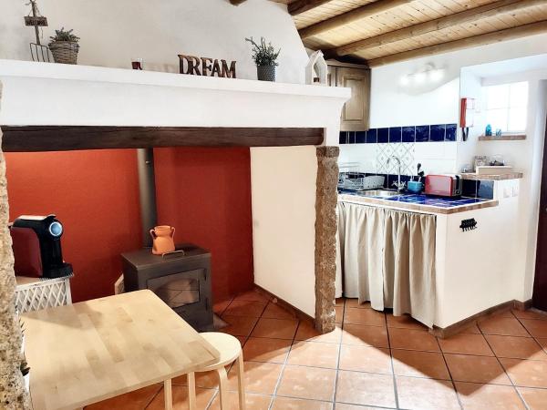 Charming House In Beirã With Garden - Marvão