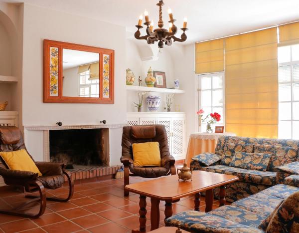 Charming House In Castilblanco With Terrace And Fireplace - Herrera del Duque