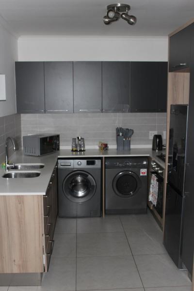 Olivewood Village South - Kempton Park