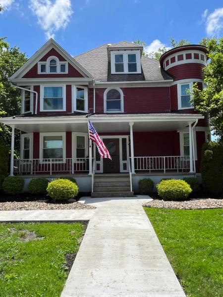 4 Bedroom Century Home In Niles, Ohio - Warren, OH
