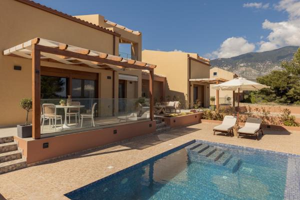 Myriad Seas Beach Villas - Kefalonia