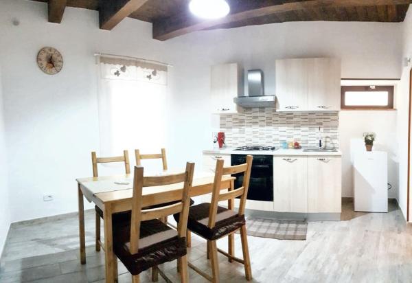 Spacious House In Frascineto With Mountain View 130 M² - Basilicata