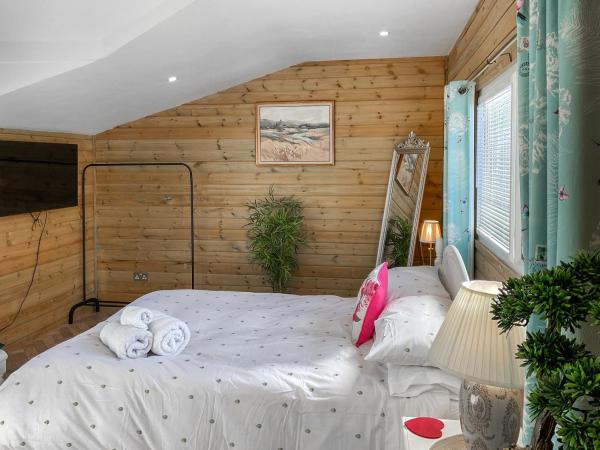 Eagle Lodge - Pontypridd