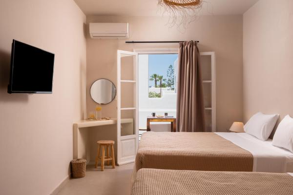 Cycladic Charm - Paros