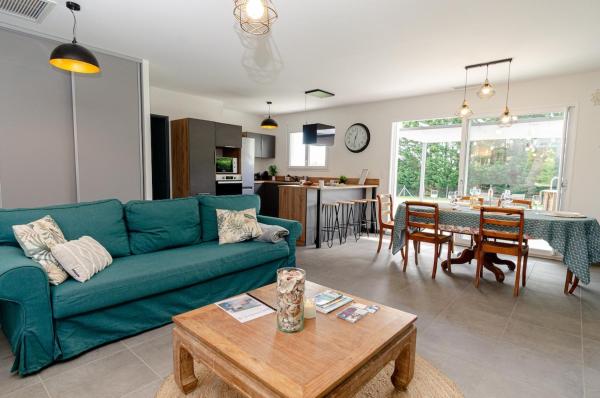 Grande Villa 10 Personnes - Piscine Privée - Grand Jardin - Climatisation - Proche Plages Soulac - Soulac-sur-Mer
