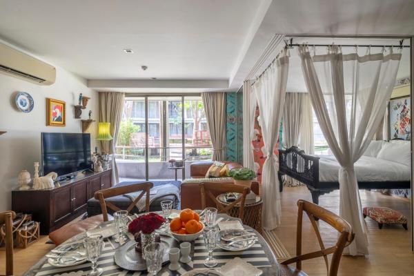 Artistsescape Huahinbeachfront 2br - Cha-am