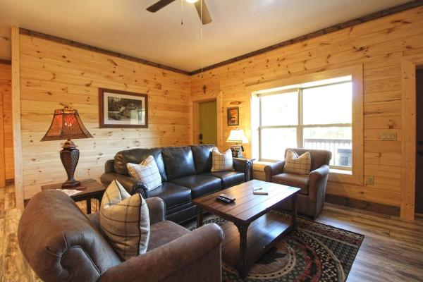 Cozy Cabin- One Bedroom In Downtown Bryson City - Bryson City, NC