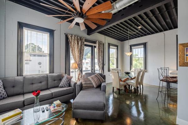 Modern 2br Loft Workspace, Fast Wifi, Free Parking,ybor Heights - 